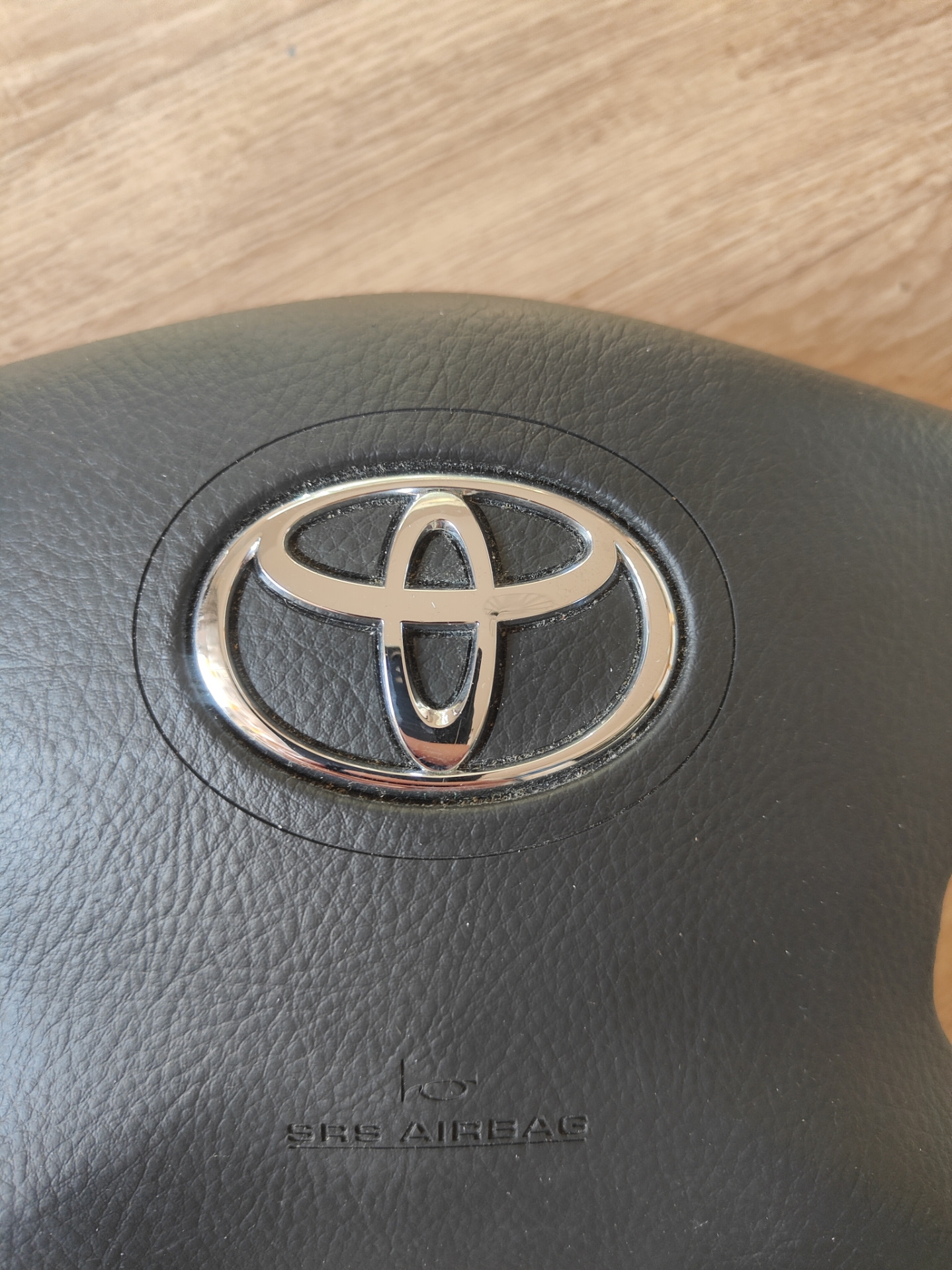 Замена подушки срс +кнопки под дерево! — Toyota Avensis II, 1,8 л, 2008 ...