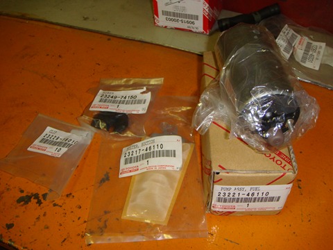 2322146110 Насос топливный TOYOTA LEXUS | Запчасти на DRIVE2