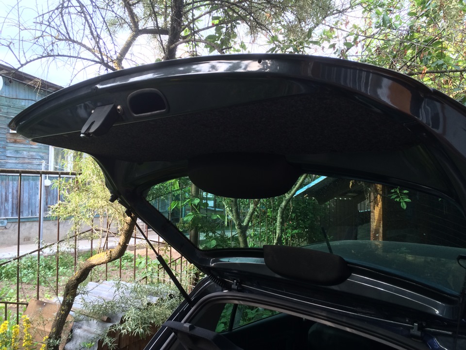 рукоятка открывания двери багажника на Фабии — DRIVE2