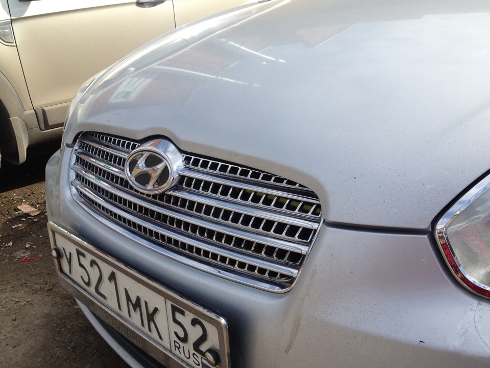 Решетка хром и новые ДХО — Hyundai Verna (MC), 1,4 л, 2007 года ...