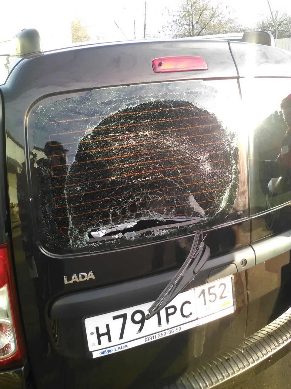 Как мне напомнили, что это Лада:) — Lada Ларгус, 1,6 л, 2015 года | ДТП | DRIVE2