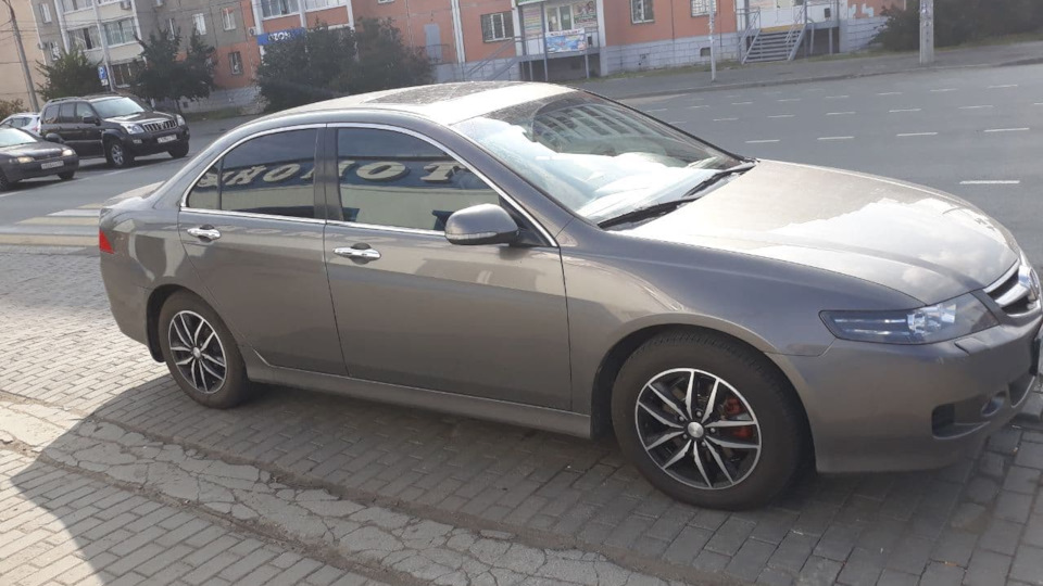 Honda Accord (7G) 2.4 бензиновый 2007 | VII rest exe на DRIVE2