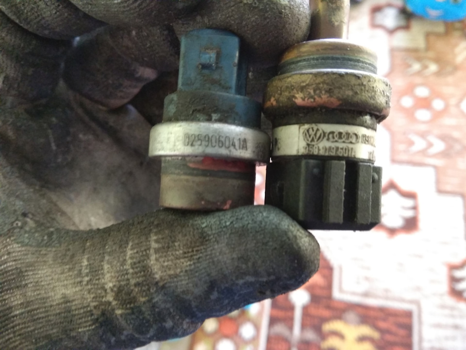 Замена Тройника(фланец) на A4B5 — Audi A4 (B5), 1,8 л, 1996 года ...