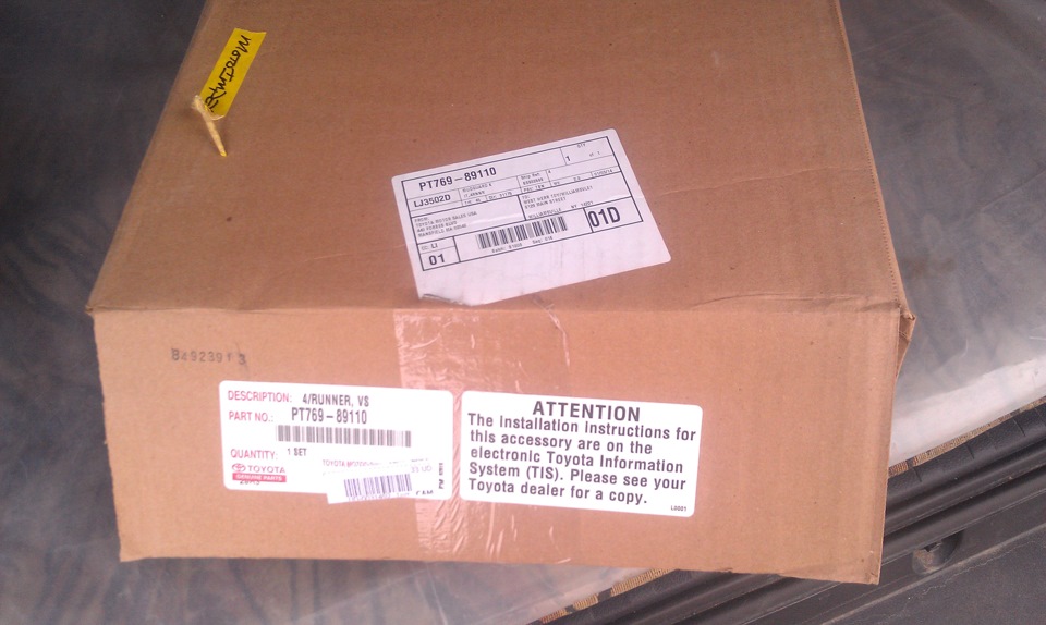 PT76989110 MUDGUARD KIT 4RNNR TOYOTA LEXUS | Запчасти на DRIVE2