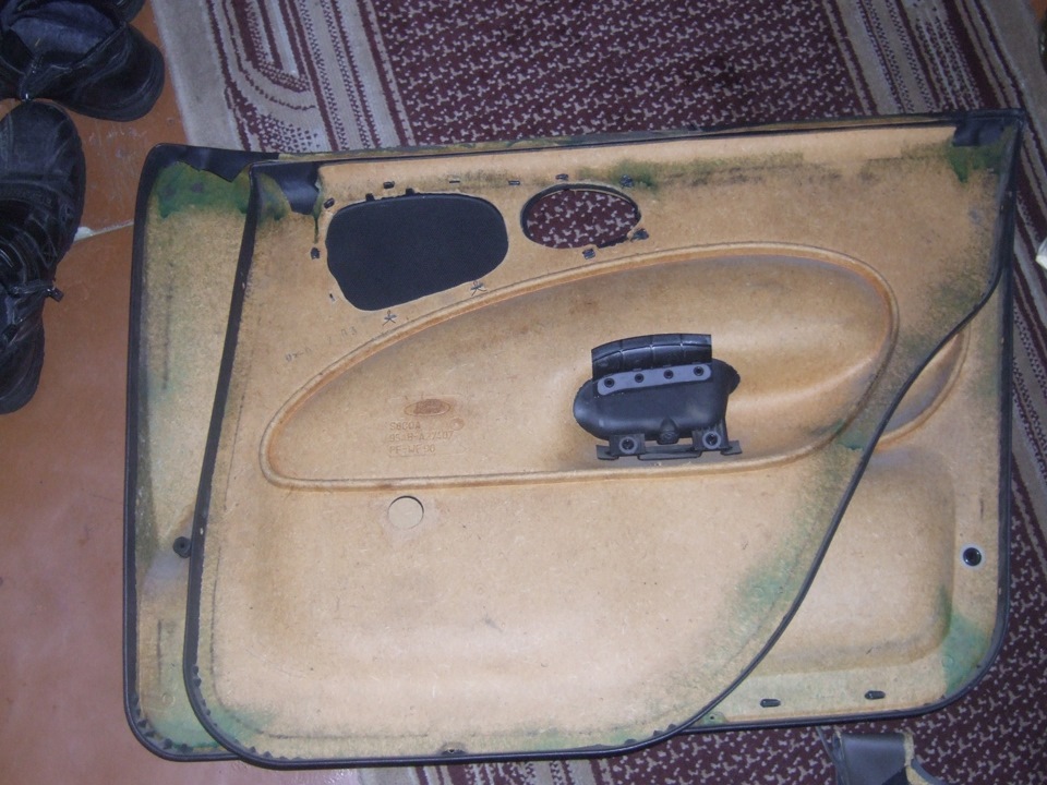 Обшивка задней двери — DRIVE2