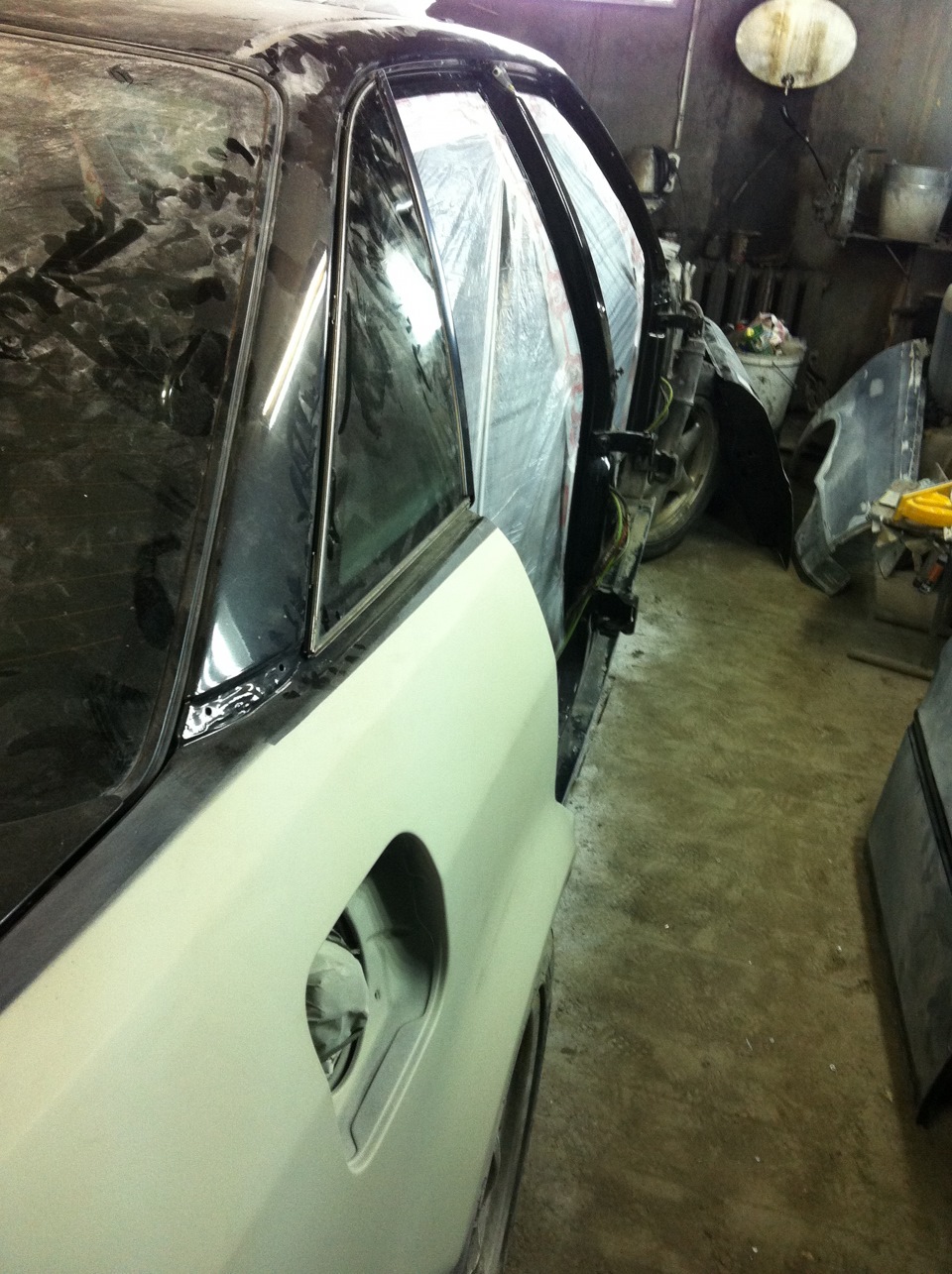 Не помню какой день уже — Audi 80 B4 2 л 1994 года кузовной