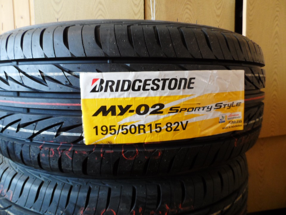 BRIDGESTONE MY02 SPORTY STYLE — Lada Приора седан, 1,6 л, 2008 года ...