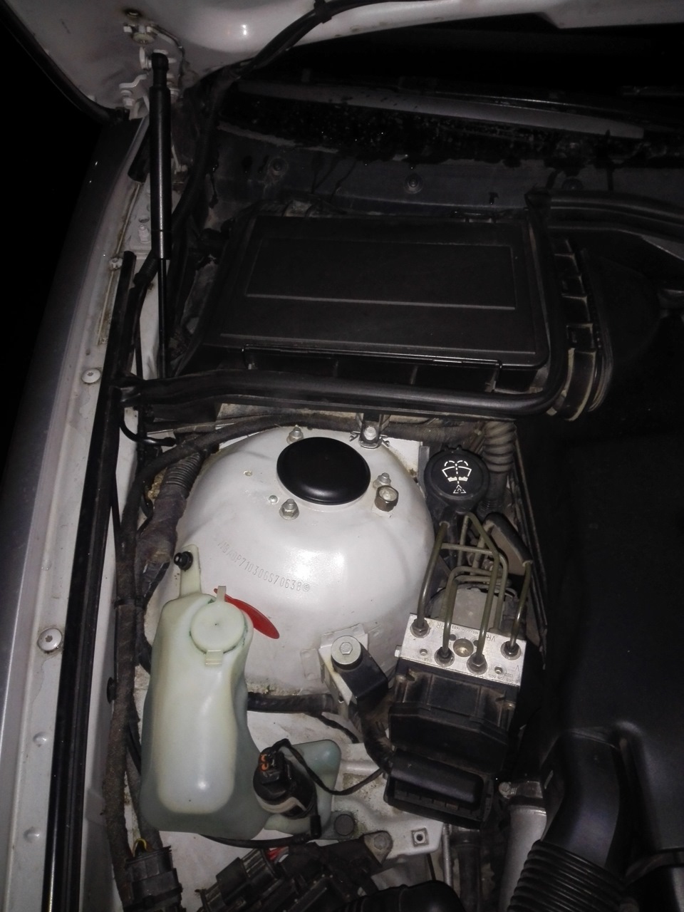 крышки подшипника передних аммо (на стакан) — BMW 5 series (E39), 3 л ...