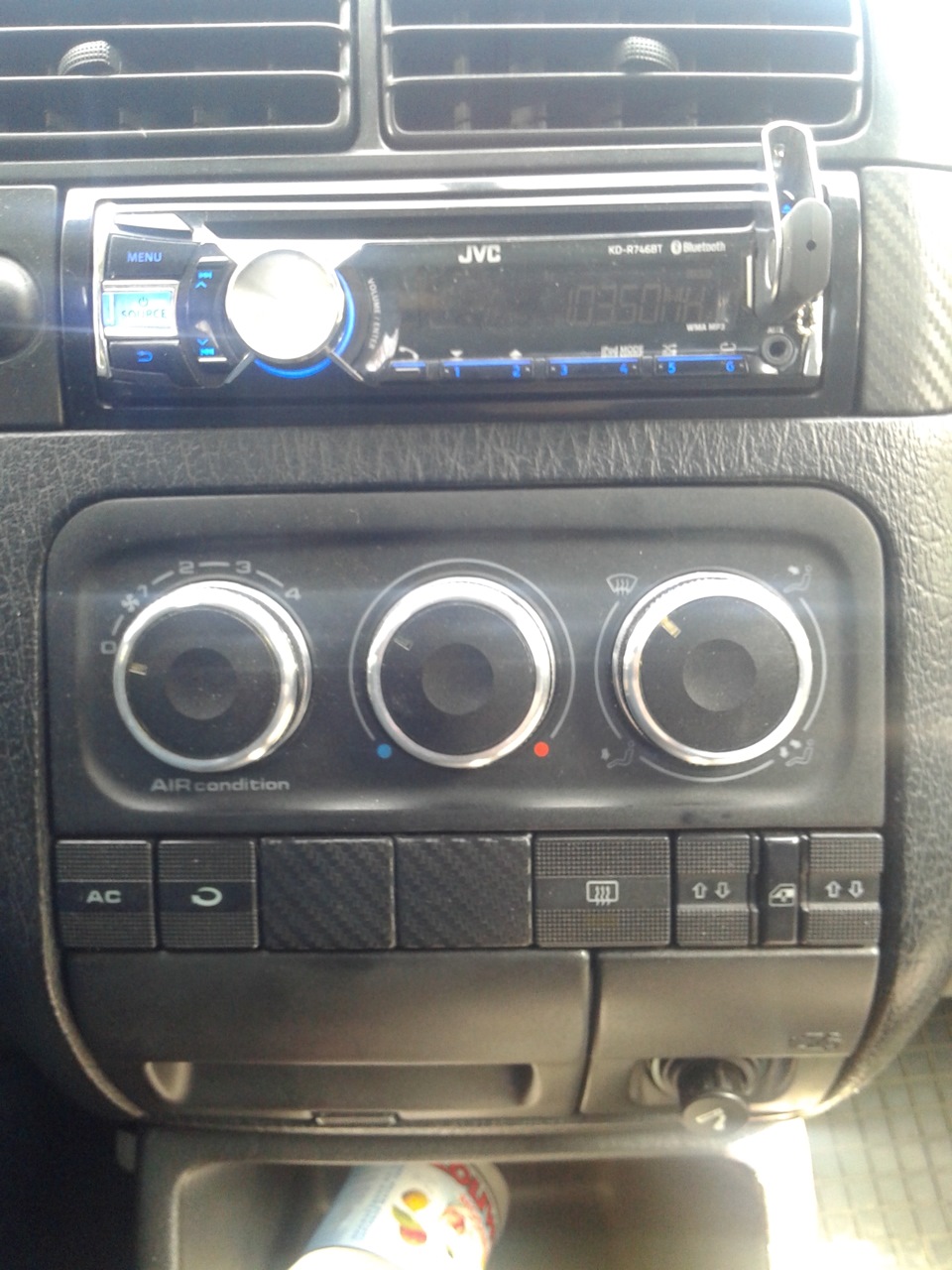 Заменим ручки регулировки печки. — Volkswagen Golf Mk3, 2 л, 1997 года ...