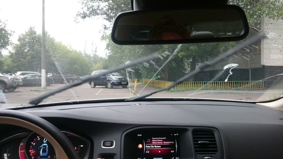 Замена форсунок омывателя — Volvo S60 (2G), 2,5 л, 2014 года | поломка ...