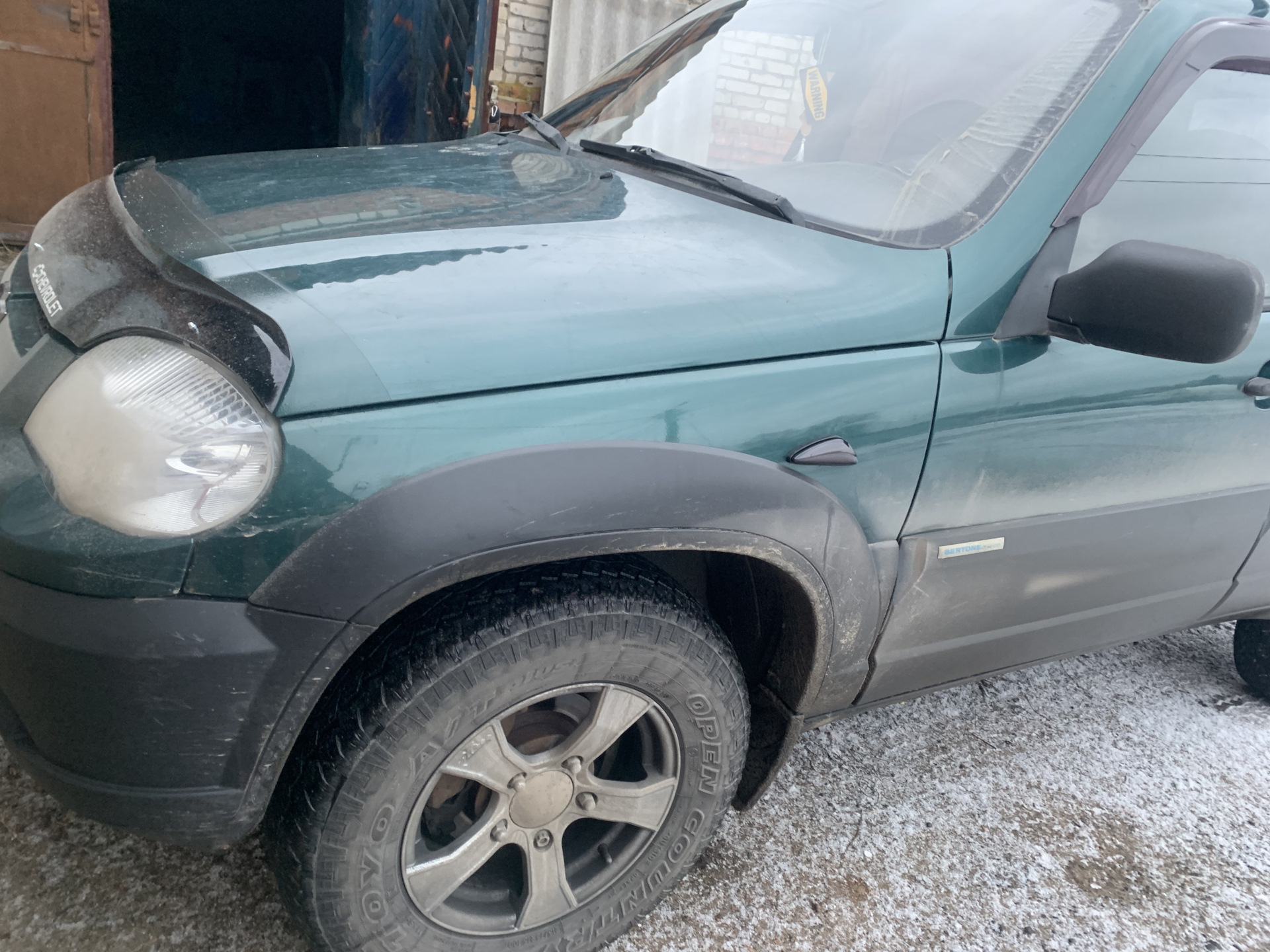 Поворотники плазма — Chevrolet Niva GLX, 1,7 л, 2010 года | аксессуары ...