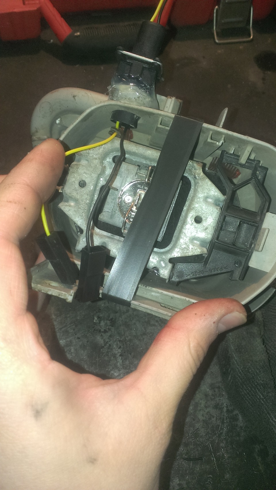 восстановил противотуманки. — Mercedes-Benz E-Class (W210), 2,3 л, 1996 ...