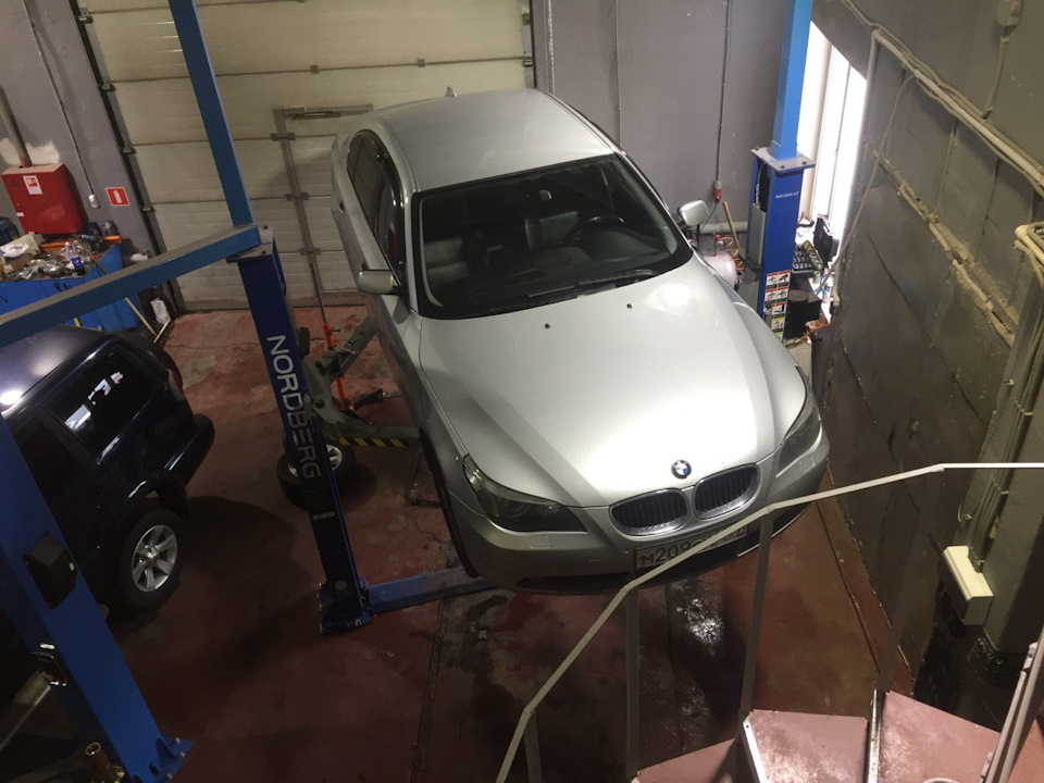 Плавающие сайлентблоки — BMW 5 series (E60), 2,5 л, 2005 года ...