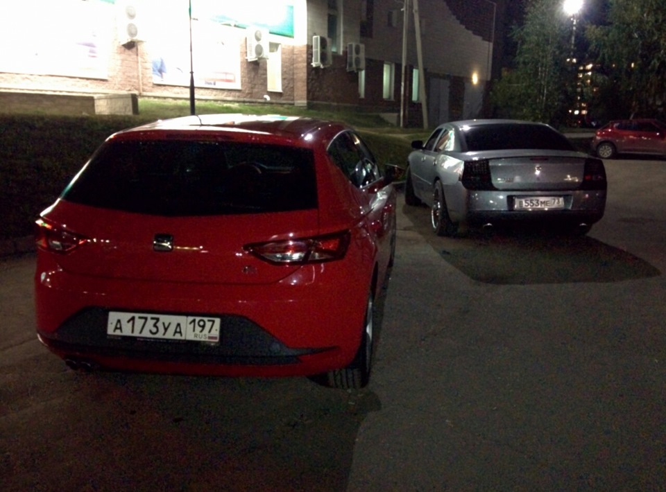 Charger & Leon — Dodge Charger (6G), 3,5 л, 2006 года | фотография | DRIVE2