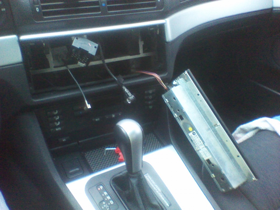 MP3-адаптер — BMW 5 series (E39), 2,5 л, 2000 года | аксессуары | DRIVE2