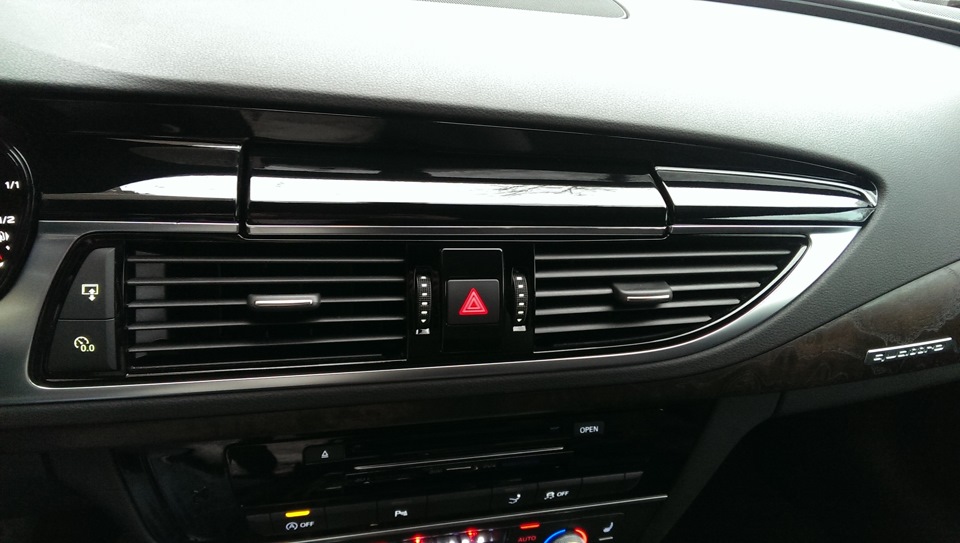 отделка панели приборов черный рояльный лак от RS7 — Audi A7 Sportback ...