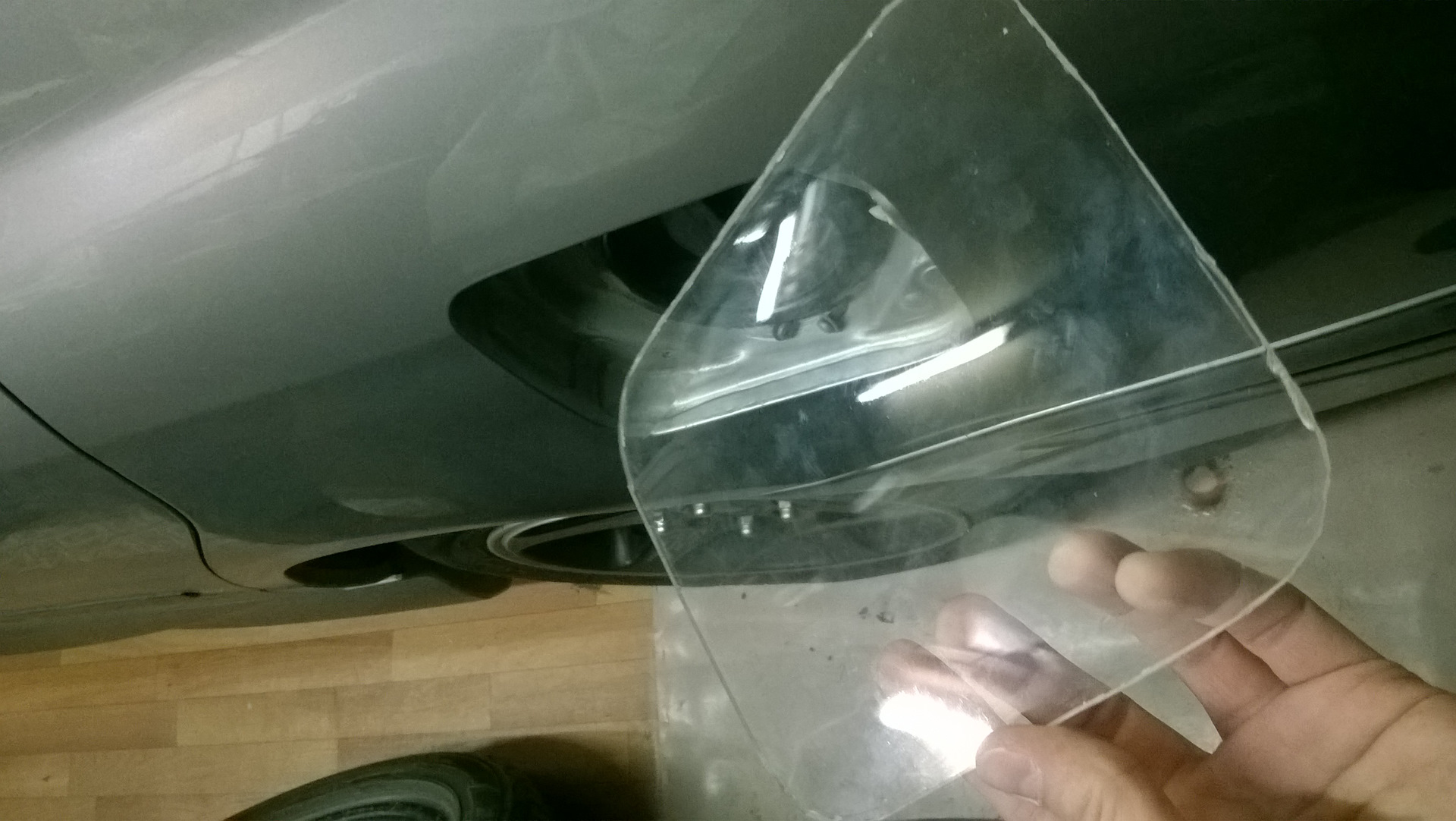 Прозрачный лючок бензобака (hand made) — Nissan Primera (P11), 2 л ...