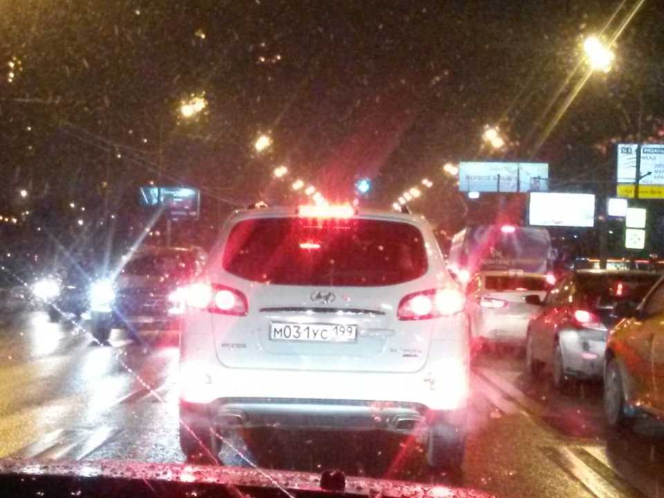 Зачем включают задние противотуманки? — DRIVE2