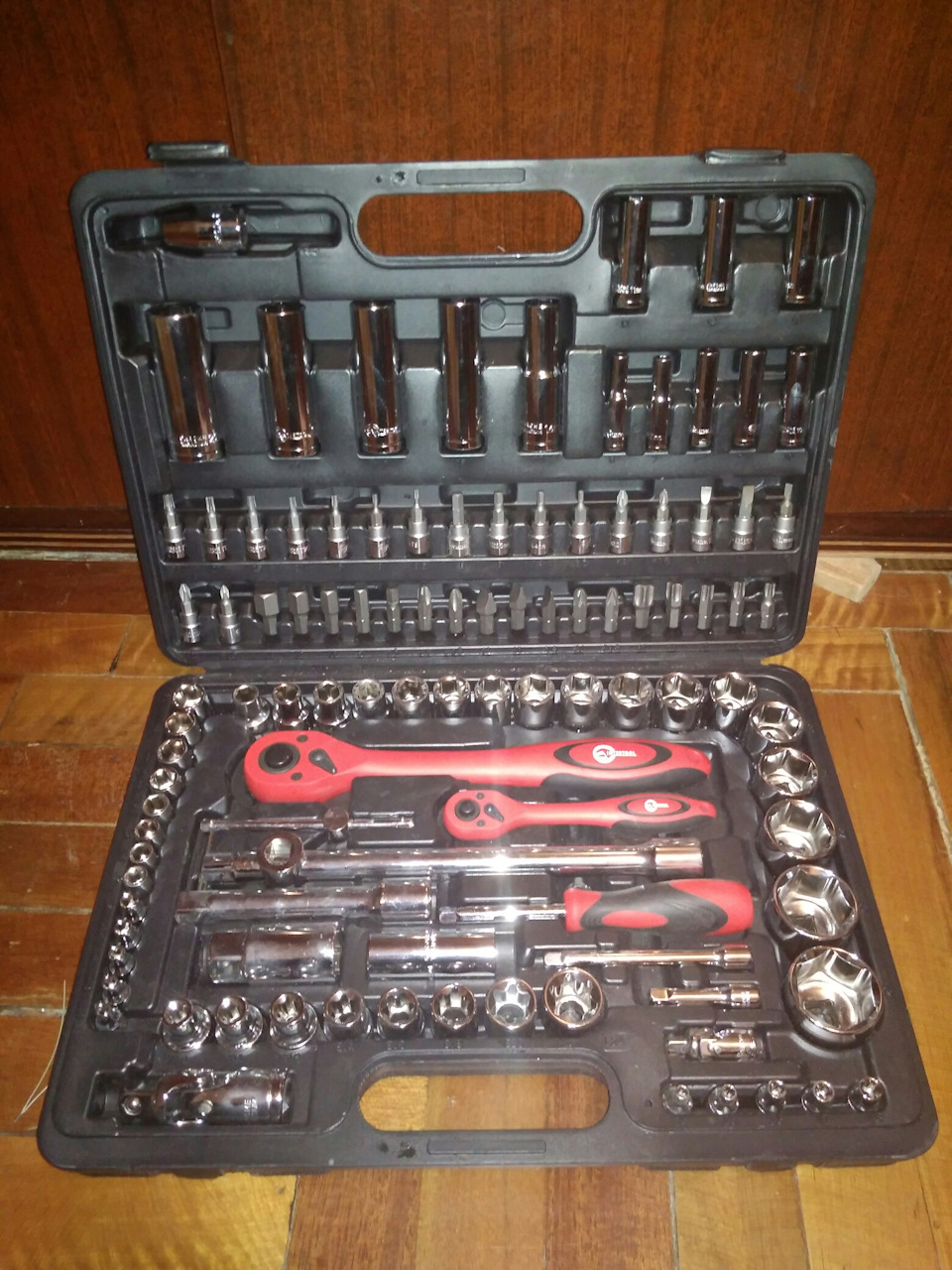 Набор инструментов Intertool 1/2" и 1/4", 108 ед (Тайвань) — DRIVE2