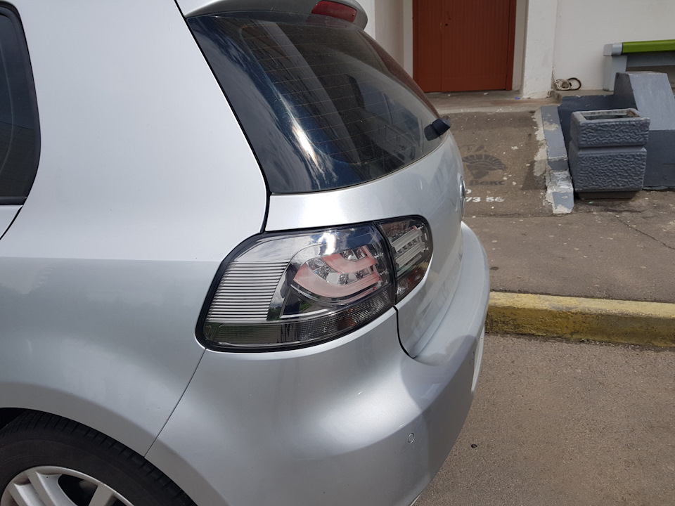 Замена задних фонарей — Volkswagen Golf Mk6, 1,4 л, 2011 года ...