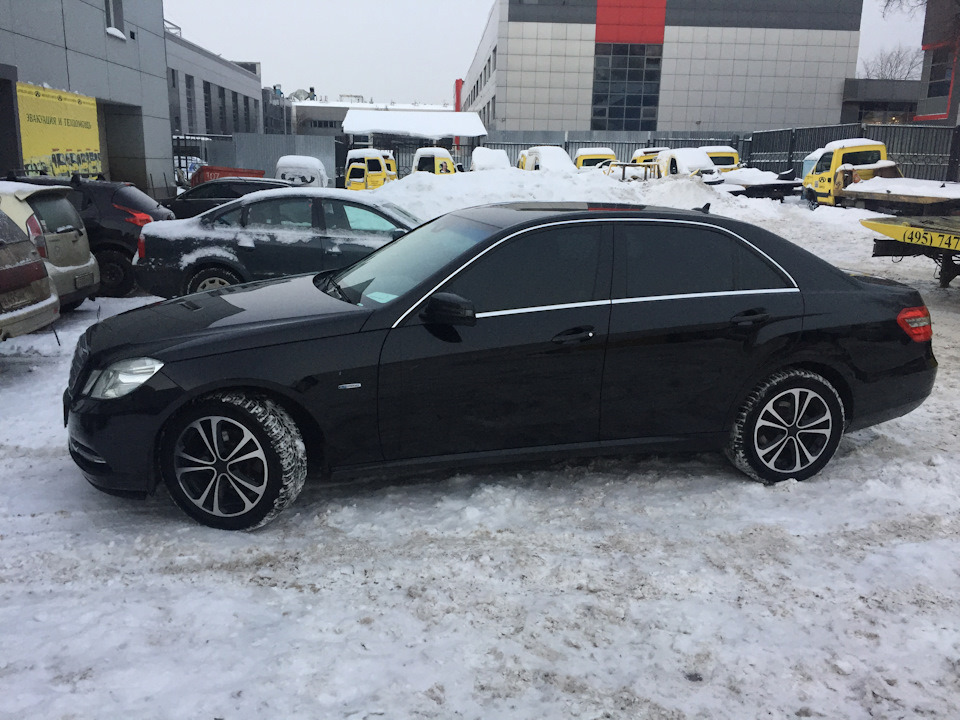 стекла от КМК на w212 отчет после года эксплуатации — Mercedes-Benz E ...