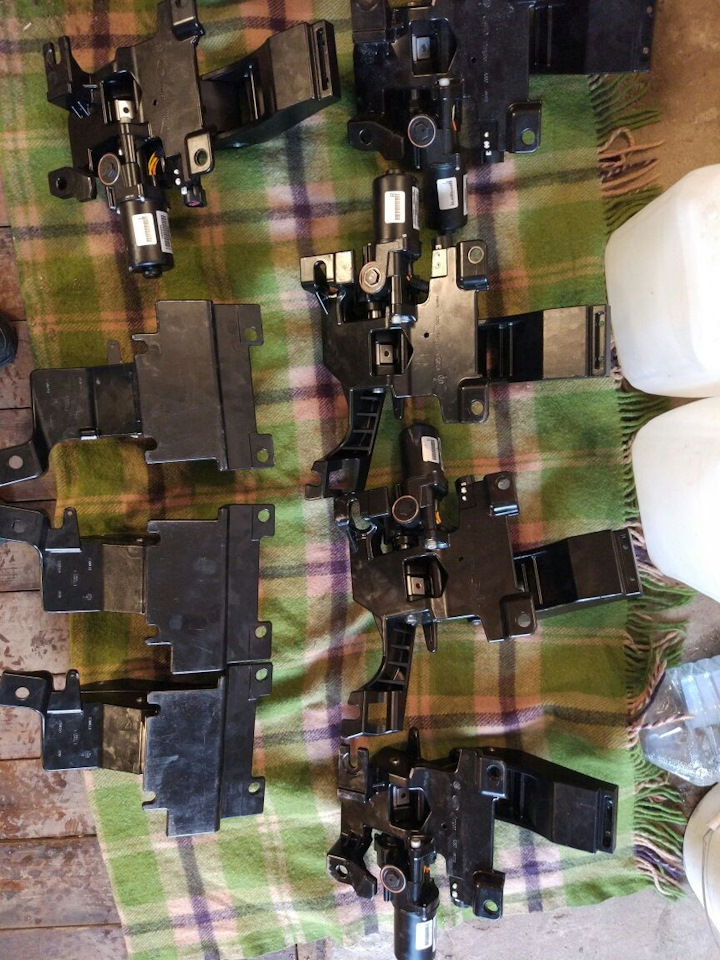 VPLGP0140 КРЕПЛЕНИЕ ПОДНОЖКИ Jaguar Land Rover | Запчасти на DRIVE2