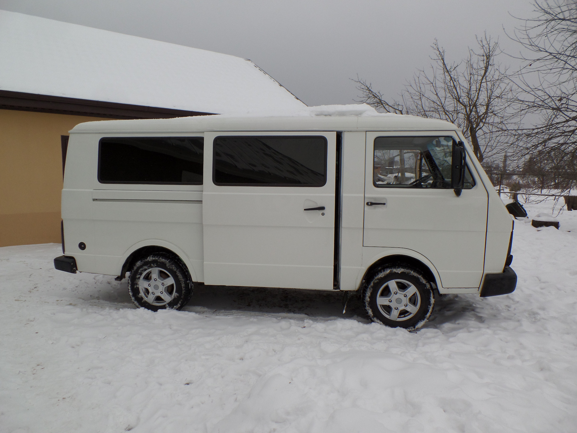 Первый запуск с 5 января 2018 — Volkswagen LT (1G), 2,4 л, 1995 года ...