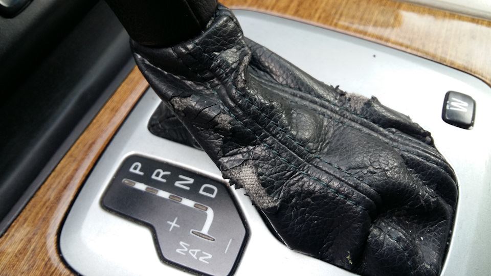 чехол рычага АКПП — Volvo XC90 (1G), 2,5 л, 2006 года | другое | DRIVE2