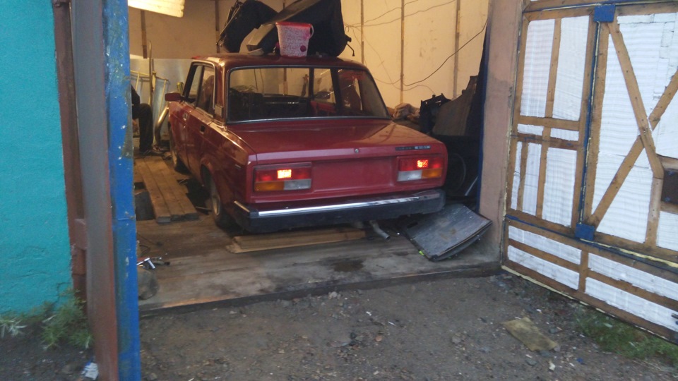 занижение. — Lada 2107, 1,5 л, 1988 года | тюнинг | DRIVE2