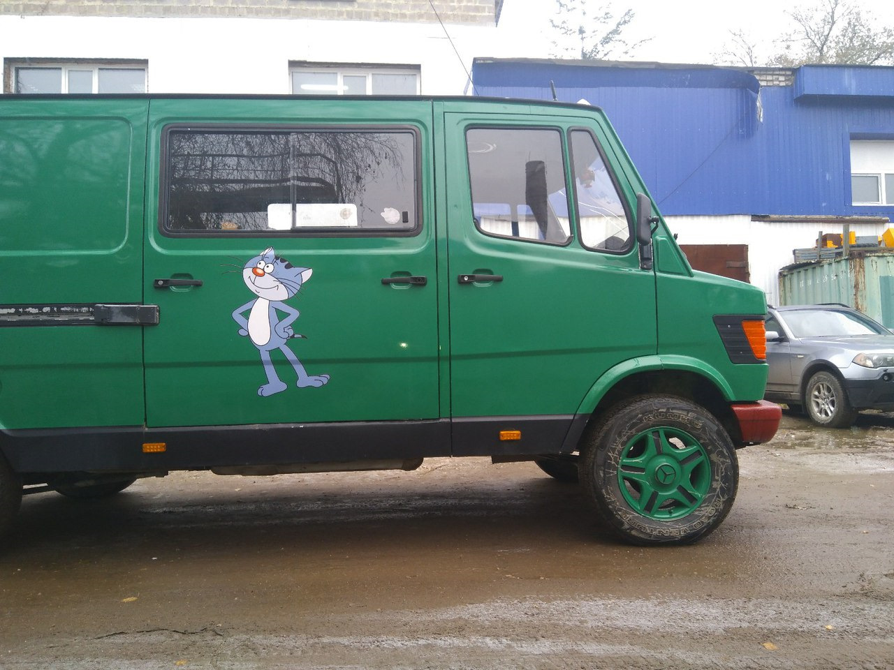 установка доп пружин — Mercedes-Benz T1, 2,4 л, 1989 года | тюнинг | DRIVE2