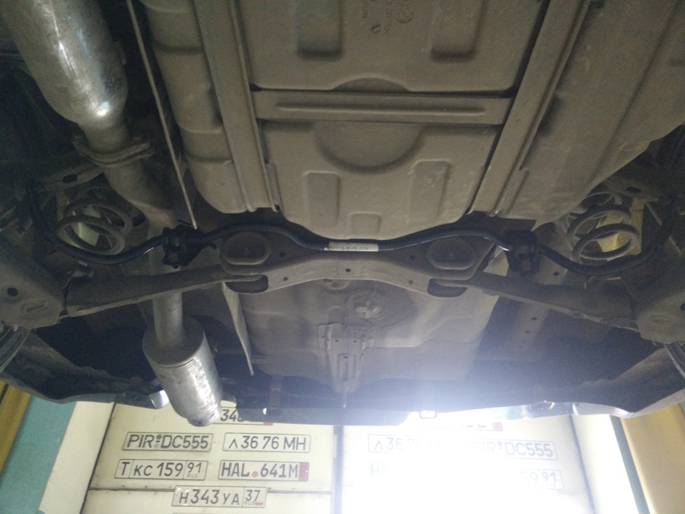 Установка стабилизатора от si. — Honda Civic 4D (8G), 1,8 л, 2007 года ...