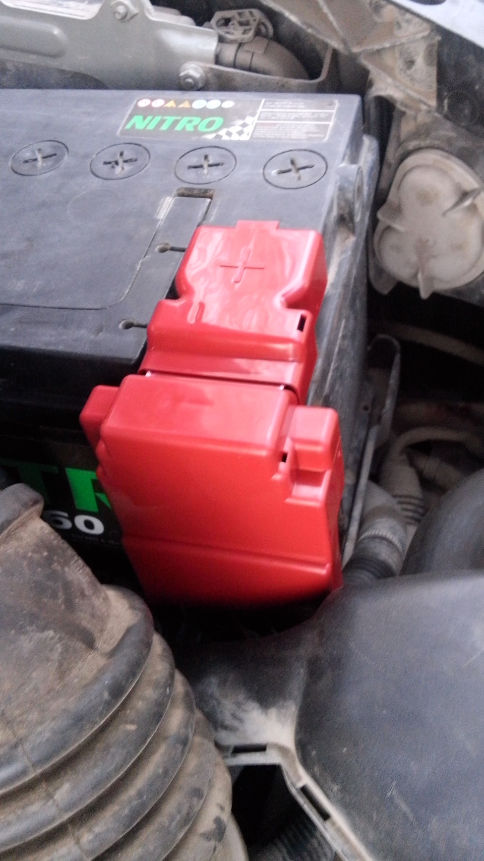 Всё должно быть по фен-шую… Крышка предохранителей. — Mitsubishi Colt ...