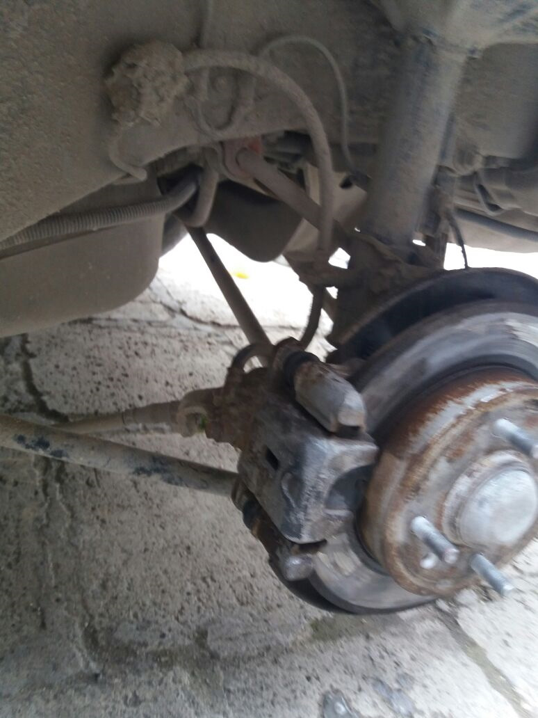 Направляющие суппортов — Hyundai Elantra (3G), 1,6 л, 2008 года ...