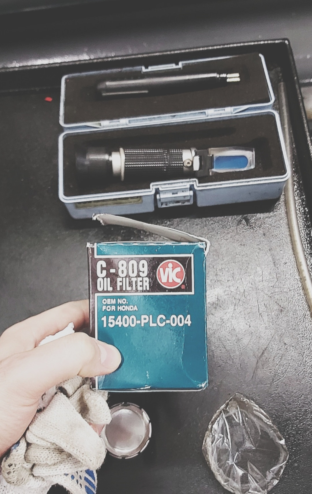 Замена моторного масла — Honda CR-V (RM), 2 л, 2013 года | визит на ...