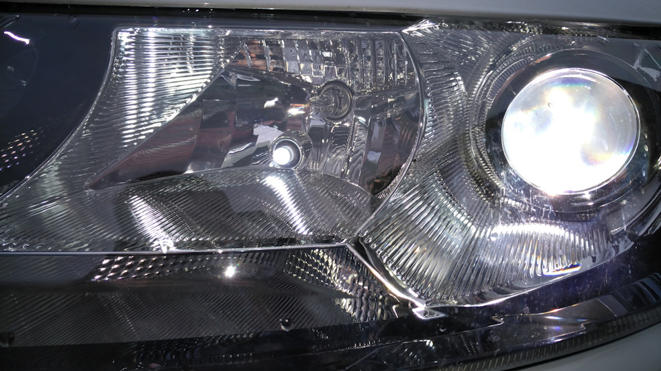 Да будет свет! Установка штатного ксенона (часть 2). — Skoda Rapid (1G ...