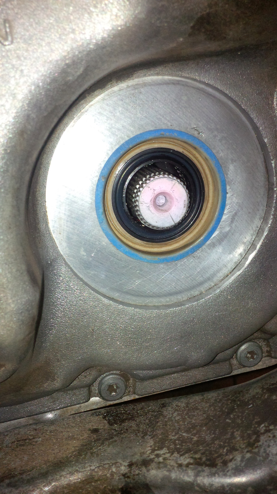 Замена приводов: часть 2 — левый (AUP 7819N) — Volvo S80 (1G), 2,9 л ...