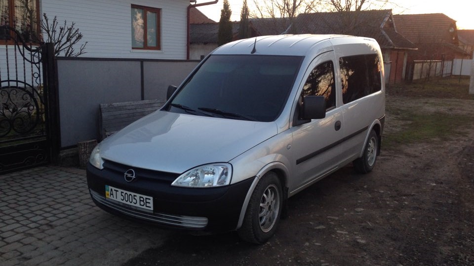 Покрасочні роботи — Opel Combo C, 1,3 л, 2006 года | кузовной ремонт ...