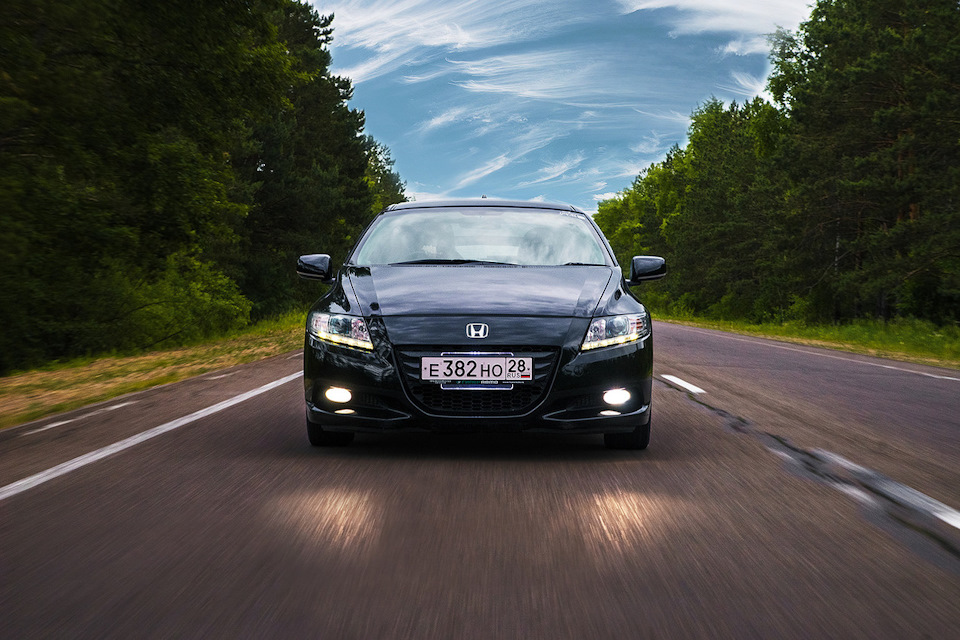 «Движение — это жизнь, а жизнь — это есть движение» — Honda CR-Z, 1,5 л, 2010 года | фотография ...