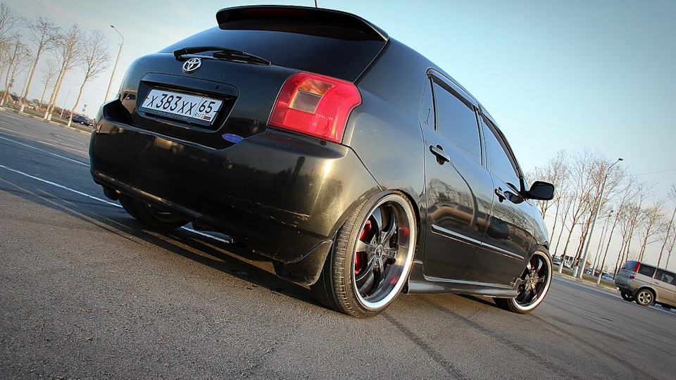 Toyota Corolla RunX 1.5 бензиновый 2001 | на DRIVE2