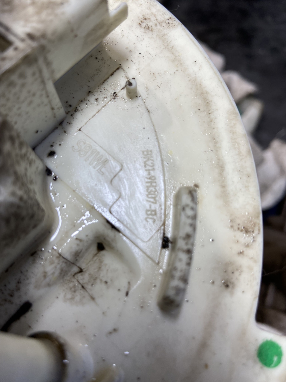 Сломался Топливный насос в баке — Ford Transit (8G), 2,2 л, 2016 года ...