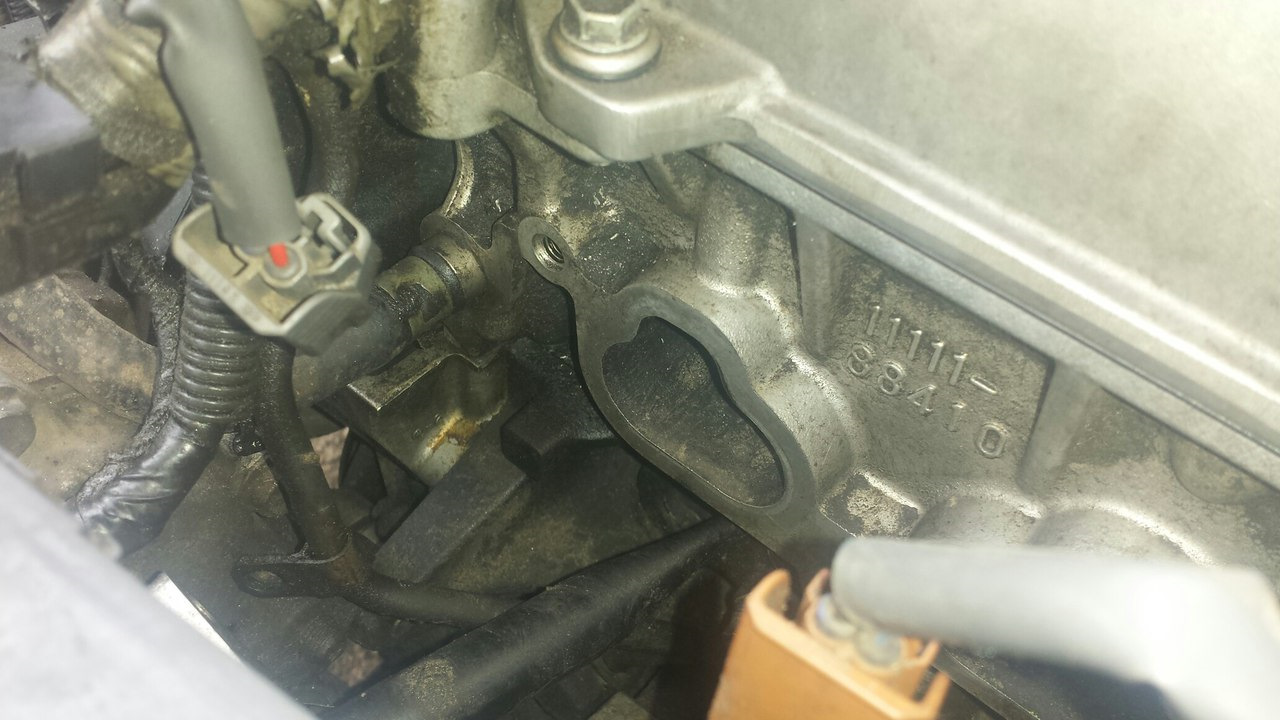 Борьба с потеками масла — Toyota Mark II (90), 2,5 л, 1995 года ...