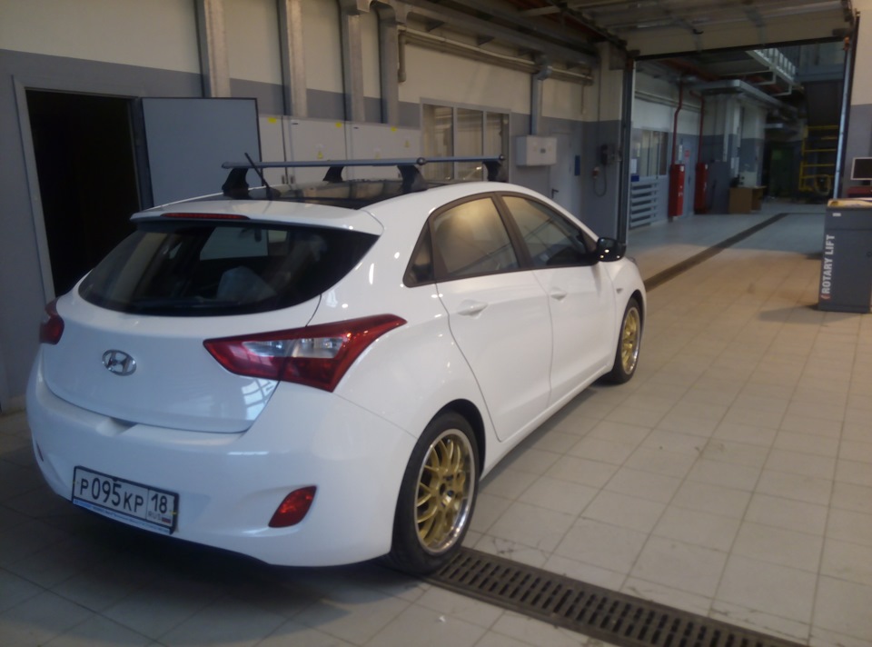 белая крыша, давай до свиданья — Hyundai i30 (2G), 1,6 л, 2013 года | стайлинг | DRIVE2