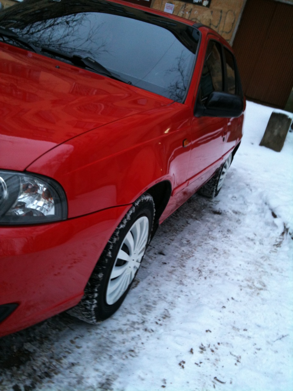 Стойки дверей) — Daewoo Nexia (N150), 1,5 л, 2010 года | тюнинг | DRIVE2