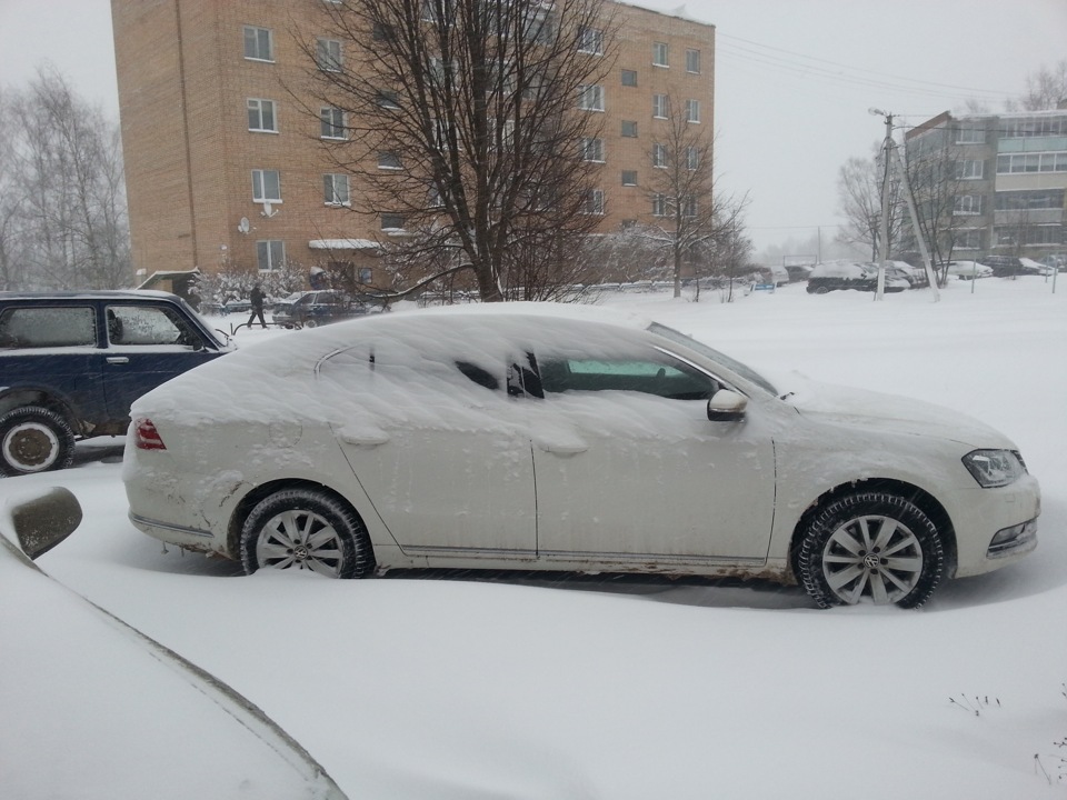 Ах… Люблю я зиму)))) — Volkswagen Passat B7, 1,8 л, 2012 года | прикол ...