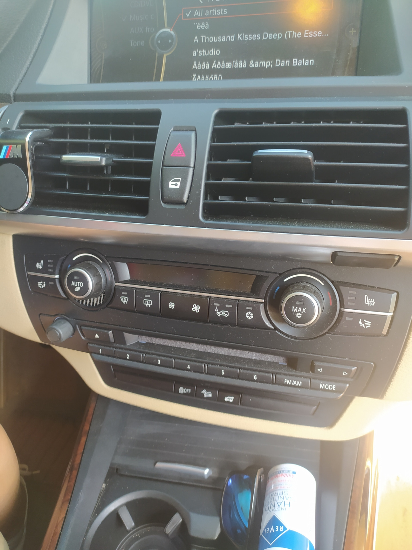 Замена кнопки открытия багажника — BMW X5 (E70), 3 л, 2009 года ...