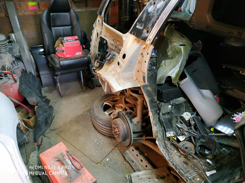 BMW F30 320(28)i vs. BMW F20 118i st2+WMI RebornTech — BMW 1 series ...