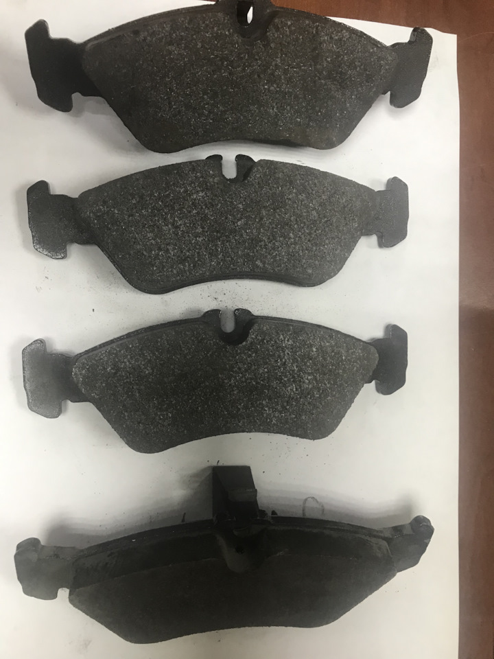 A0044202720 Комплект колодок тормозных Mercedes | Запчасти на DRIVE2