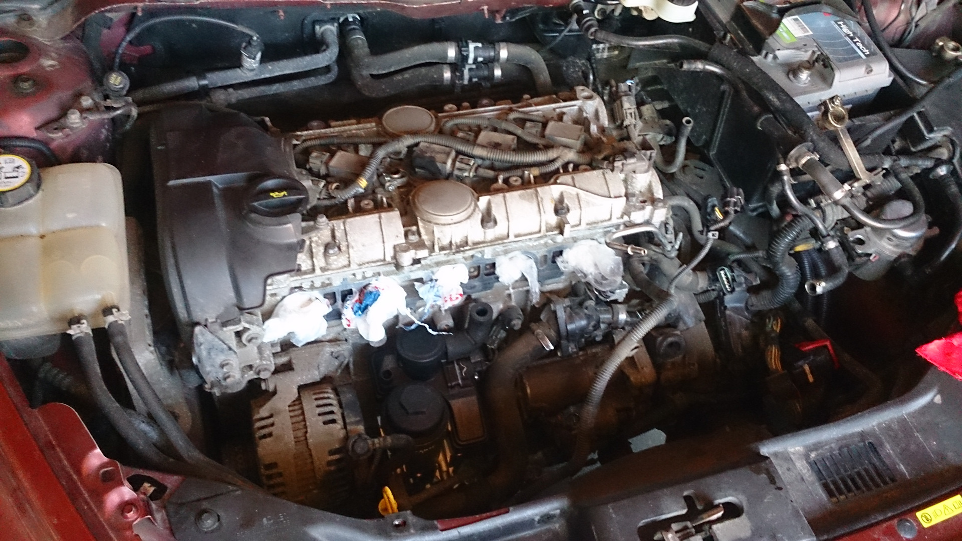 Замена корпуса масляного фильтра — Volvo S40 (2G), 2,4 л, 2006 года ...