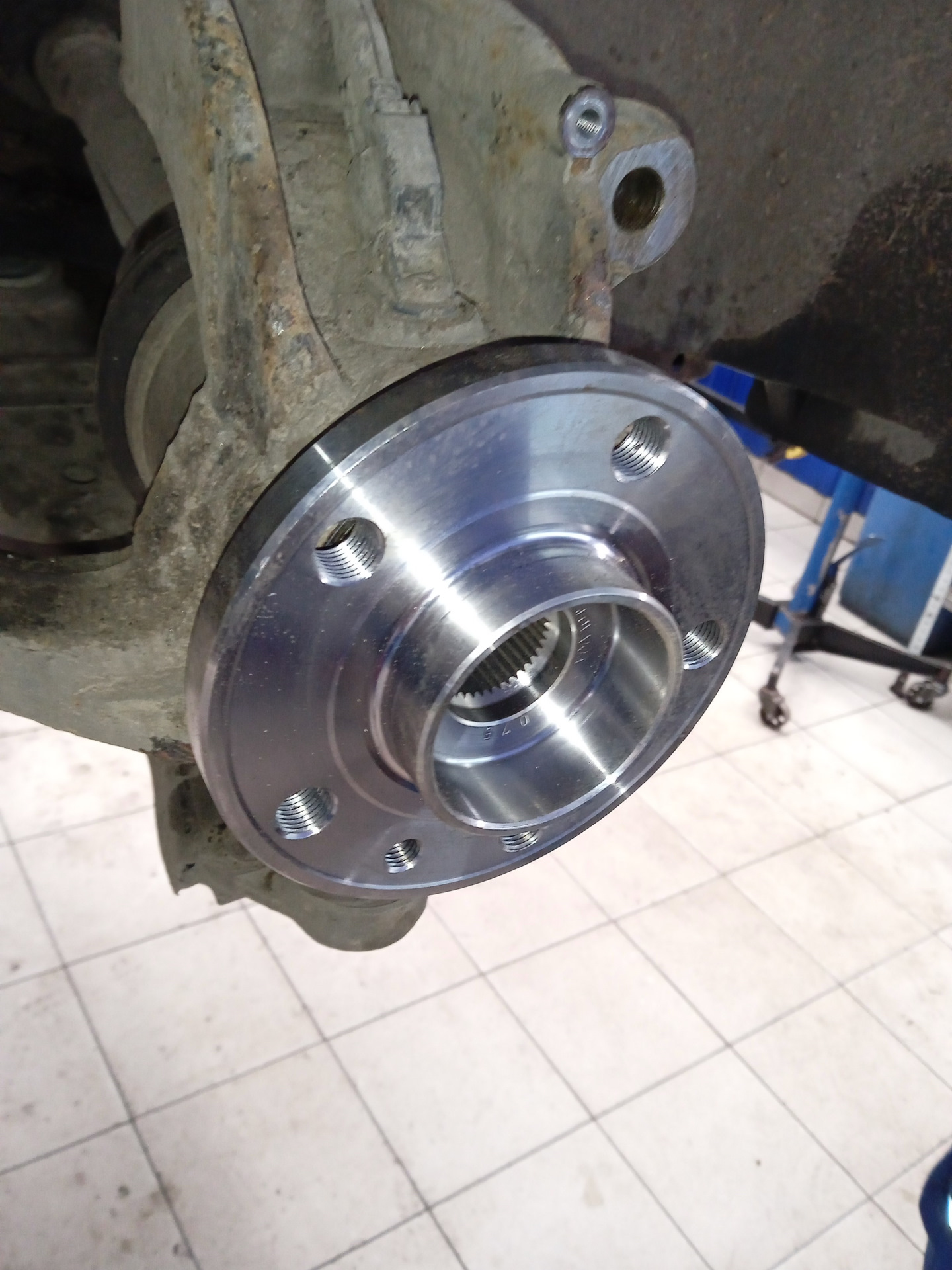 Ступица — всё — Volvo S80 (2G), 2,5 л, 2008 года | поломка | DRIVE2