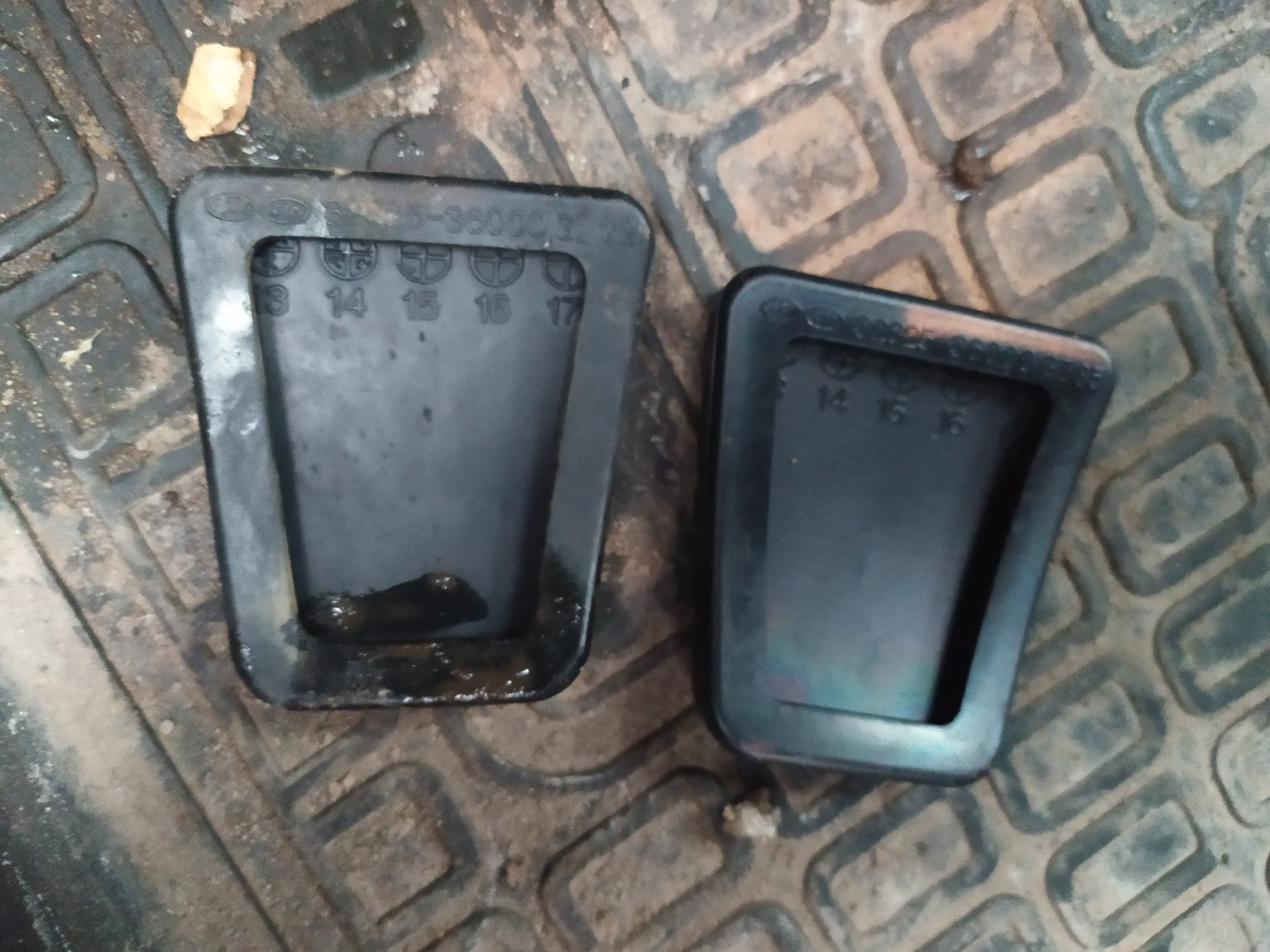 Оригинальные накладки педалей Киа Рио 3 за дёшево — KIA Rio (3G), 1,6 л ...